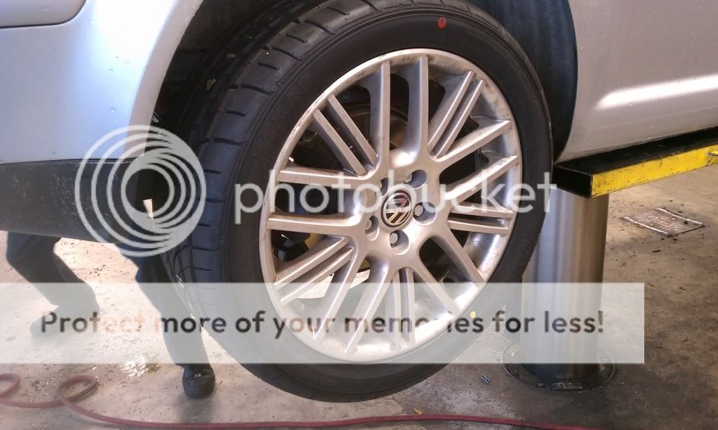 OEM 17"x 7.5 OEM Borbet Exors in Wisconsin Set of Five! | VW Vortex ...